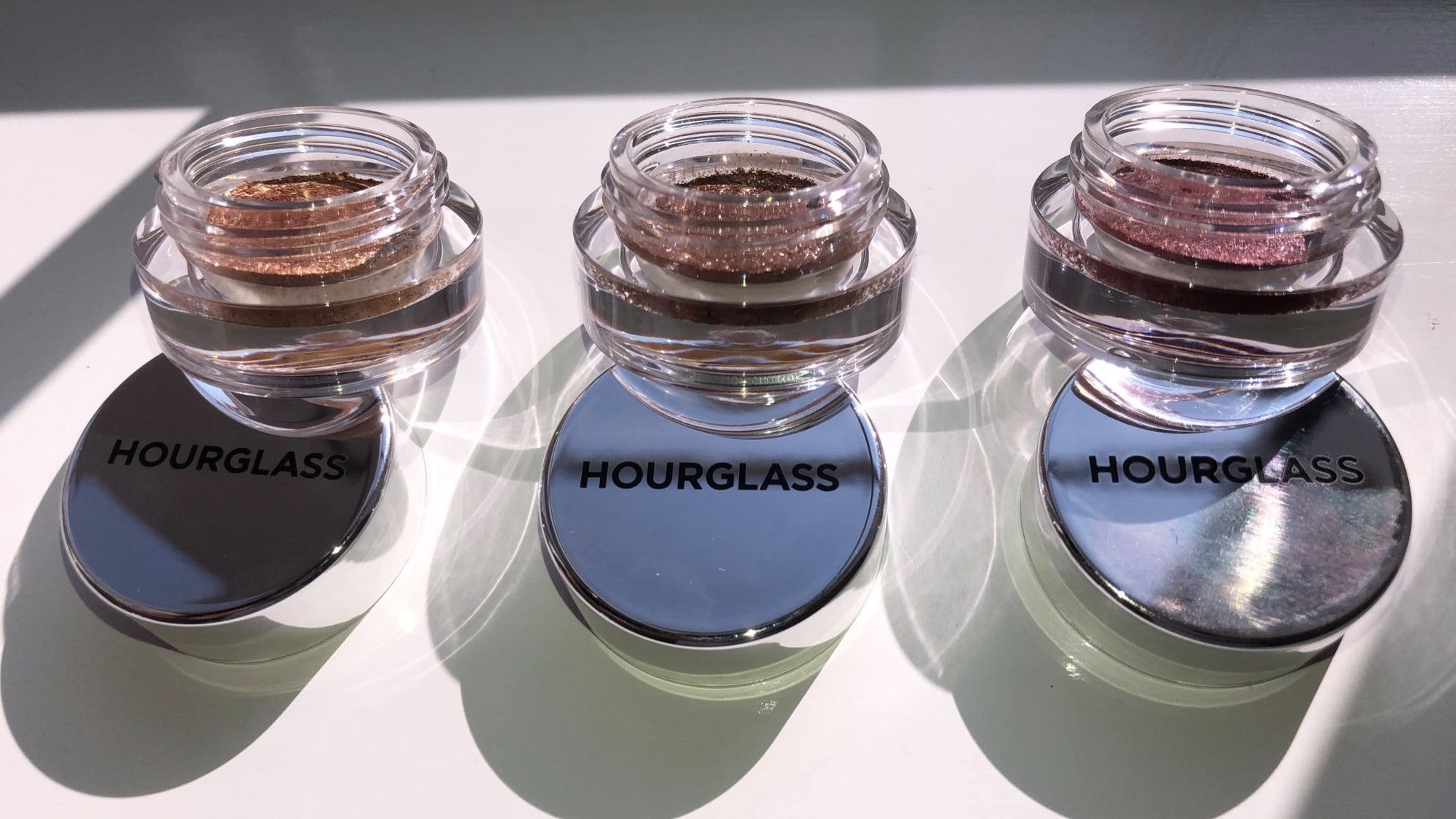 Hourglass Scattered Light Glitter Eyeshadow – Review! – Beauty File
